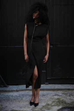 ZARA VATKALI KREPE ELB?SE 2157/032 1390904419 — купить за 7301.28 ₽ в ...